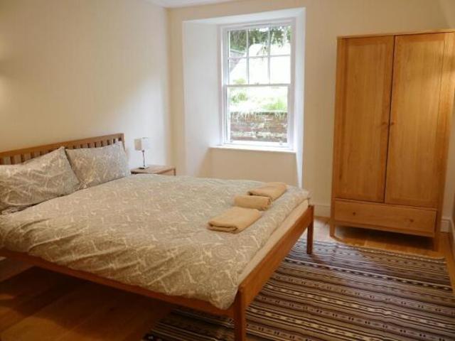 2 bedroom flat for rent in Montague Street, Newington, Edinburgh, EH8