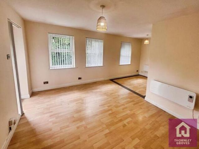 2 bedroom flat for rent in Montonmill Gardens, Eccles, Manchester, M30