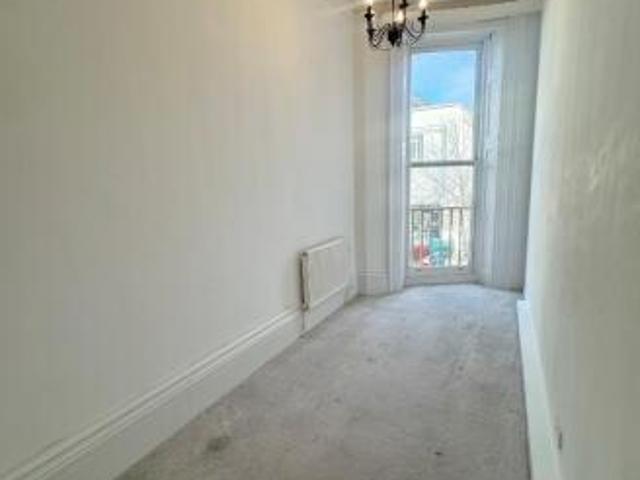 2 bedroom flat for rent in Montpelier Road, BN1
