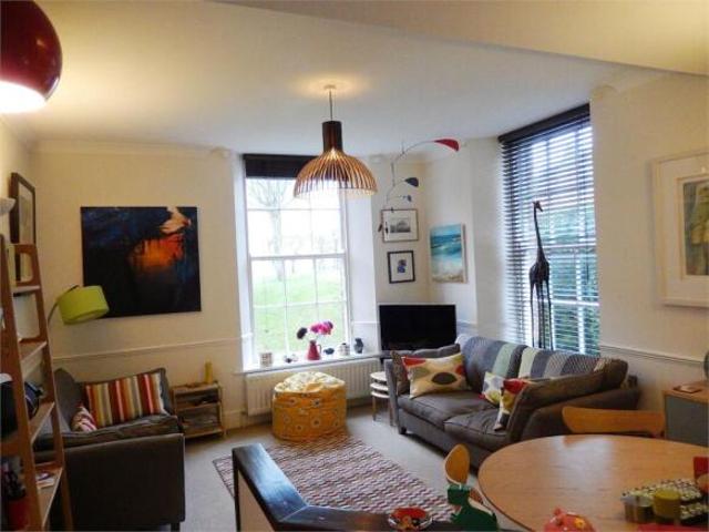 2 bedroom flat for rent in Mons Court, Winchester, Hampshire, SO23