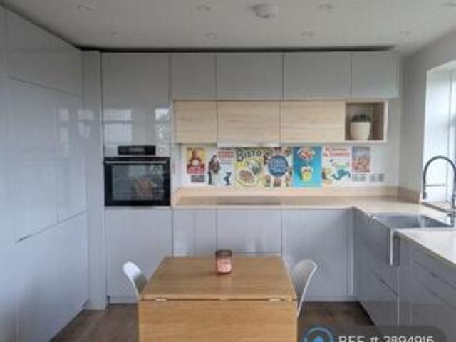 2 bedroom flat for rent in Morville House, London, SW18
