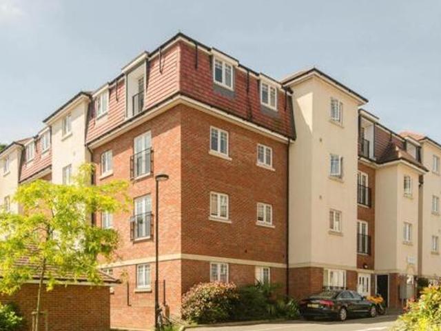 2 Bedroom Flat For Rent In Morden
