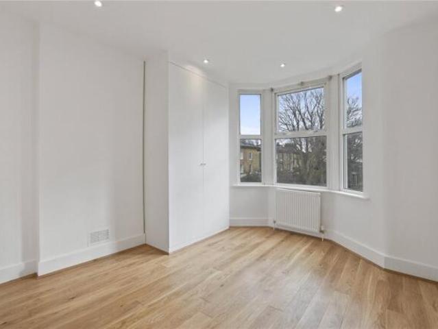 2 bedroom flat for rent in Morgan Street, Bow, London, E3