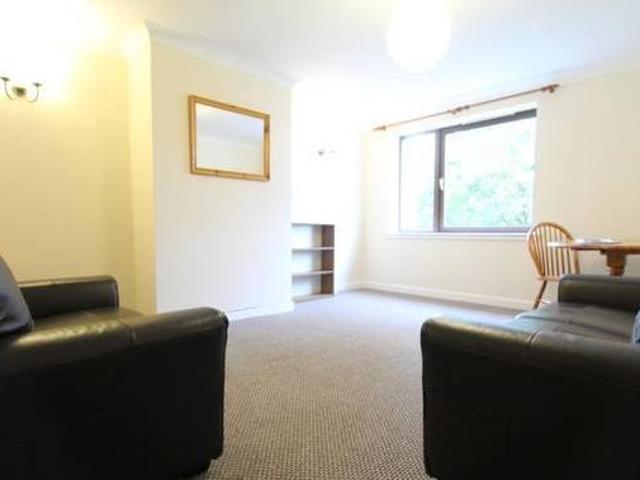 2 bedroom flat for rent in Morrison Drive First Floor AB10