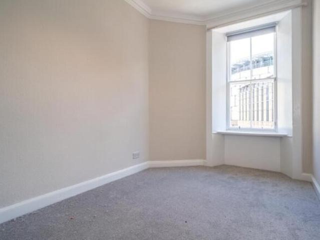 2 bedroom flat for rent in Morrison Street, Haymarket, EH3