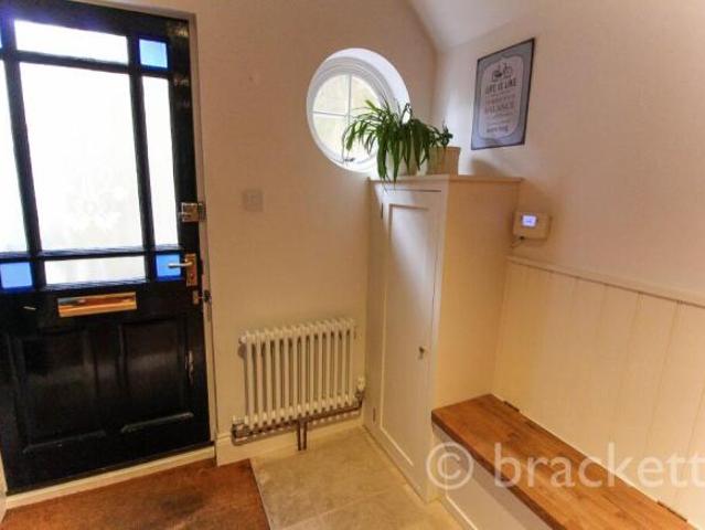 2 bedroom flat for rent in Mount Ephraim, Tunbridge Wells, TN4