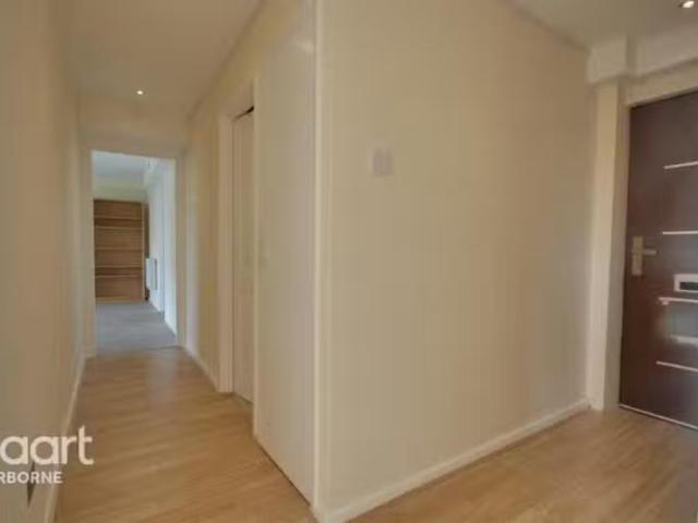 2 bedroom flat for rent in Muntz House, Birmingham, B16