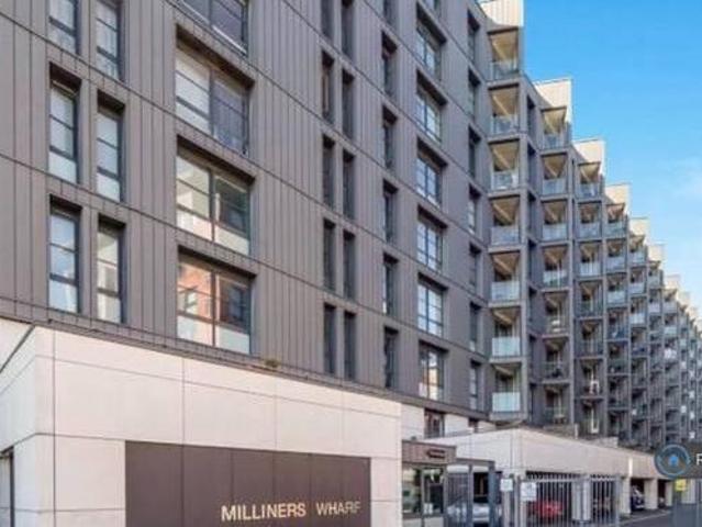 2 bedroom flat for rent in Munday Street Manchester M4
