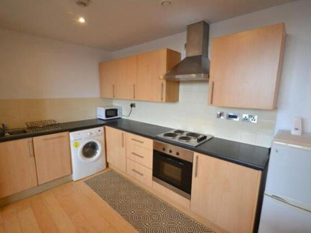 2 bedroom flat for rent in Navigation Street, Leicester, LE1