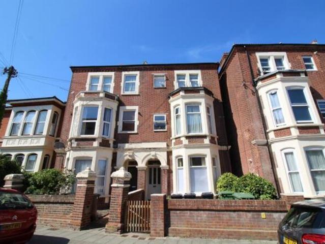 2 bedroom flat for rent in Nelson Road, Southsea, Portsmouth, PO5