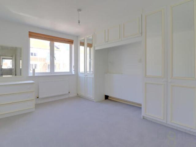 2 bedroom flat for rent in Neptune Court, Brighton Marina Village, BN2