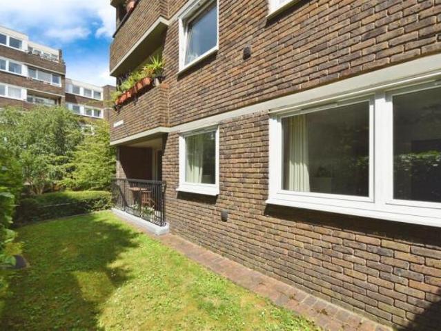 2 bedroom flat for rent in Nero Court, Brentford Dock, TW8