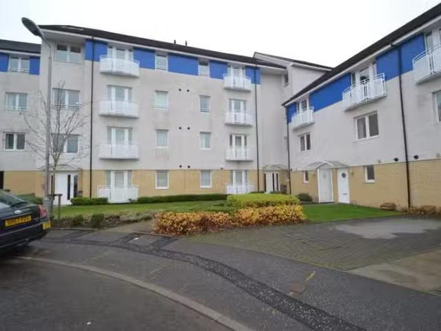 2 bedroom flat for rent in Netherton Gardens, Anniesland, Glas.