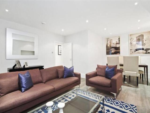 2 bedroom flat for rent in Netherhall Gardens, Hampstead, NW3