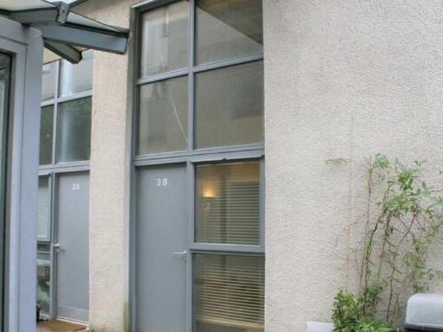 2 Bedroom Flat For Rent In Newton Street