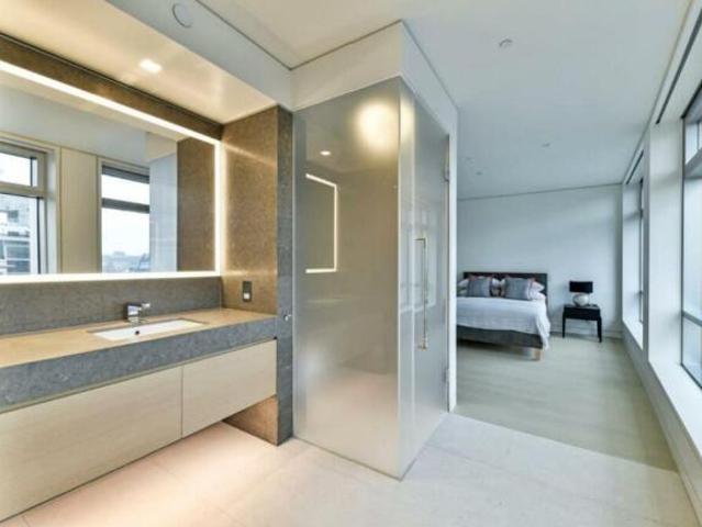2 bedroom flat for rent in New Oxford Street, London, WC1A