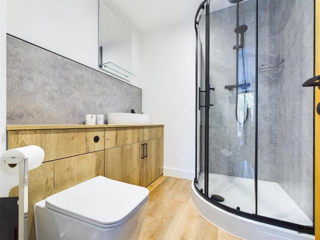 2 bedroom flat for rent in New North Road, Exeter, EX4