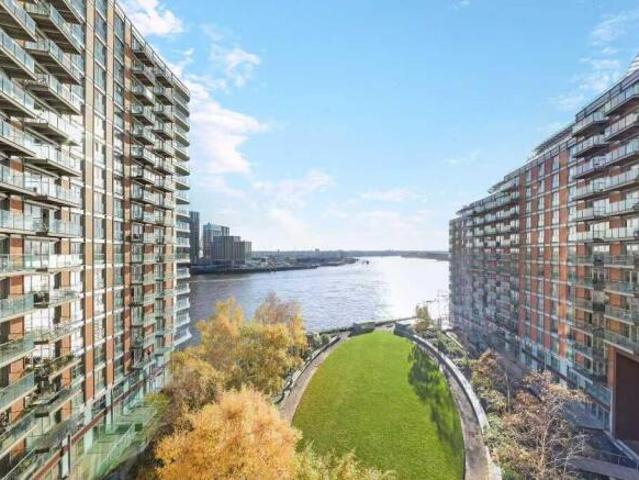 2 bedroom flat for rent in New Providence Wharf, Biscayne Avenue, London, E14