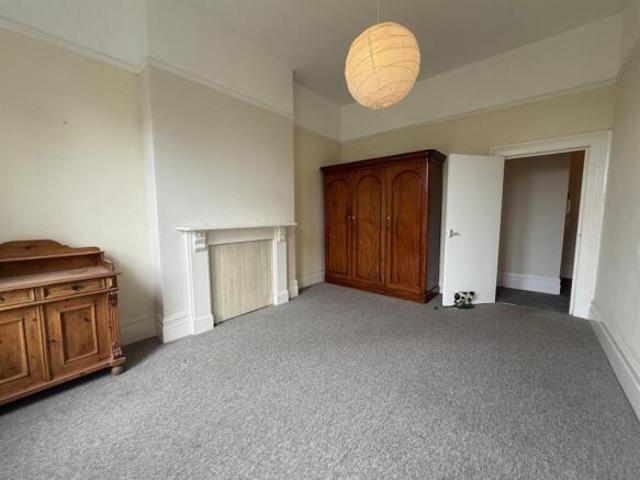 2 bedroom flat for rent in Newbridge Hill, Bath, BA1