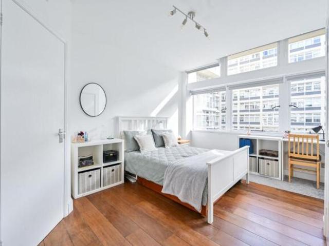 2 bedroom flat for rent in Newington Causeway, Elephant and Castle, London, SE1