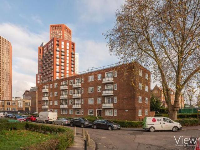 2 bedroom flat for rent in Nine Elms, Wyvil Road, London, SW8