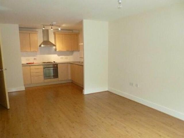2 Bedroom Flat For Rent In Nightingale Road