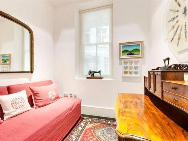 2 bedroom flat for rent in North Gate, Prince Albert Road, NW8