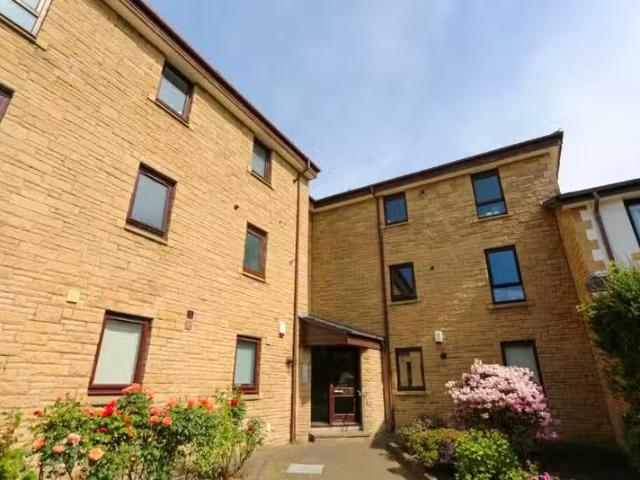 2 bedroom flat for rent in North Meggetland, Craiglockhart, Ed.