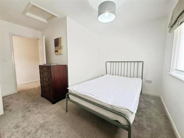 2 bedroom flat for rent in North Street, Exeter, Devon, EX4