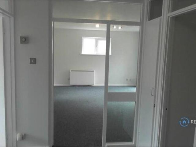 2 bedroom flat for rent in Northover Close, Bristol, BS9