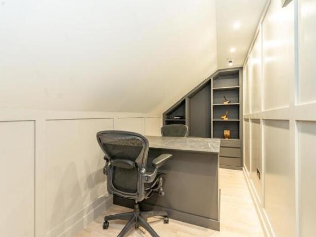 2 bedroom flat for rent in Northfield Avenue Ealing W13