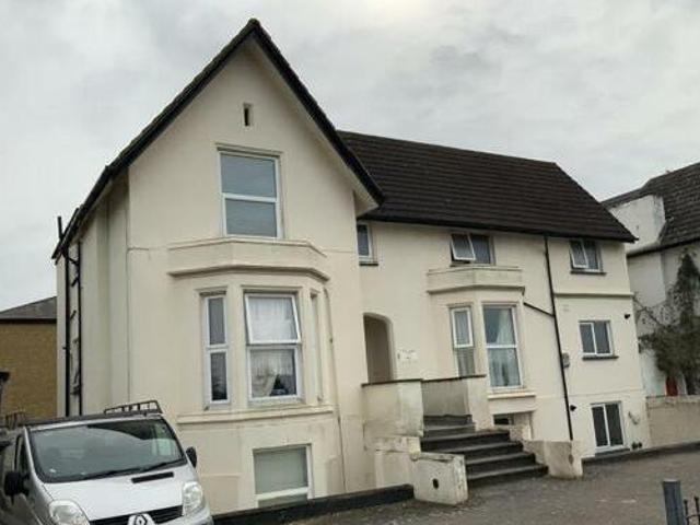 2 Bedroom Flat For Rent In Northfleet, Kent
