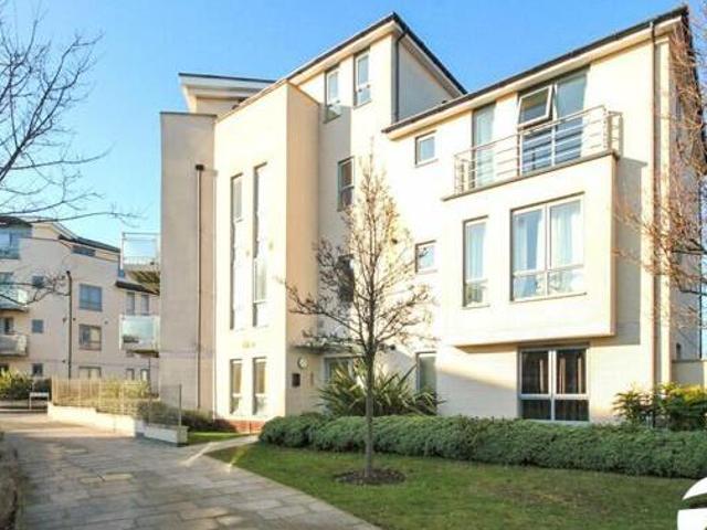 2 Bedroom Flat For Rent In Northfleet, Kent