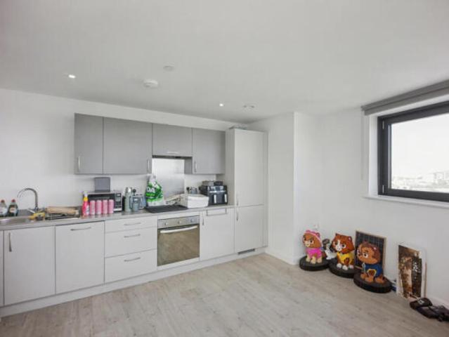 2 bedroom flat for rent in Northill Apartments, Salford, M50