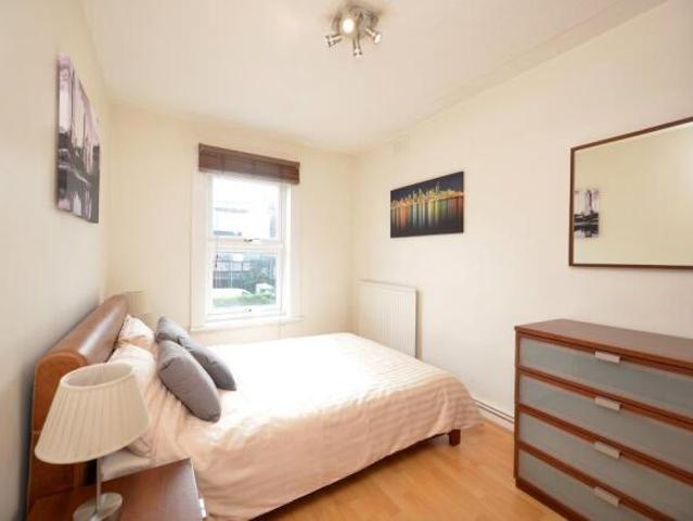 2 bedroom flat for rent in Northside Wandsworth Common, Wandsworth, SW18