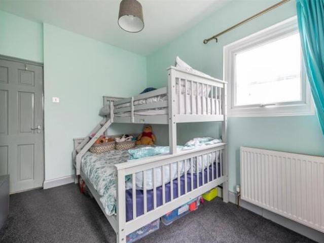 2 bedroom flat for rent in Norman Road, Leytonstone, E11