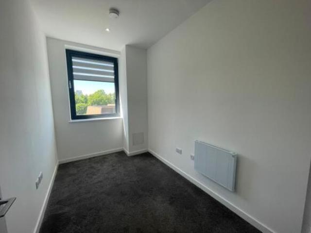 2 bedroom flat for rent in Normandy House, Basingstoke, RG21