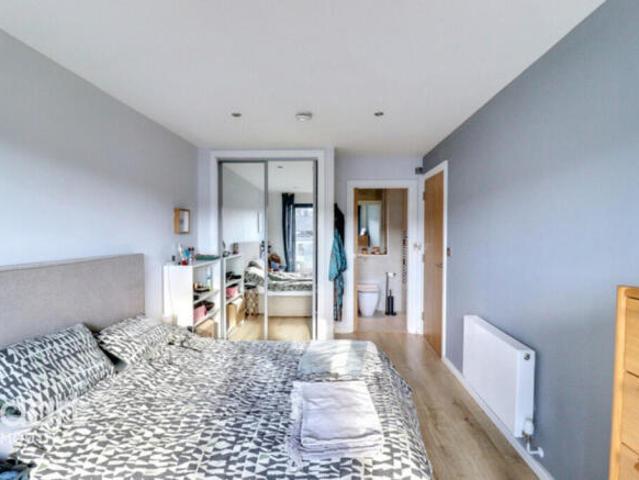 2 bedroom flat for rent in Notte Street, PLYMOUTH, PL1