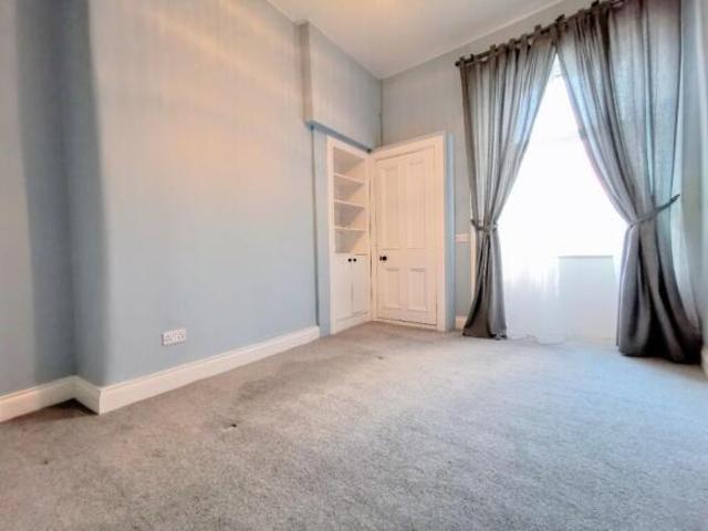 2 bedroom flat for rent in Novar Drive, Glasgow, G12