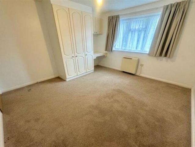 2 bedroom flat for rent in Nutfield Court, Southampton, SO16
