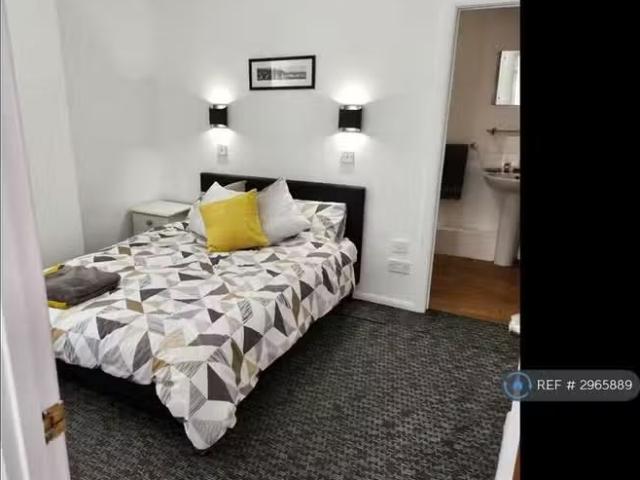 2 bedroom flat for rent in Ocean Court, Bournemouth, BH1