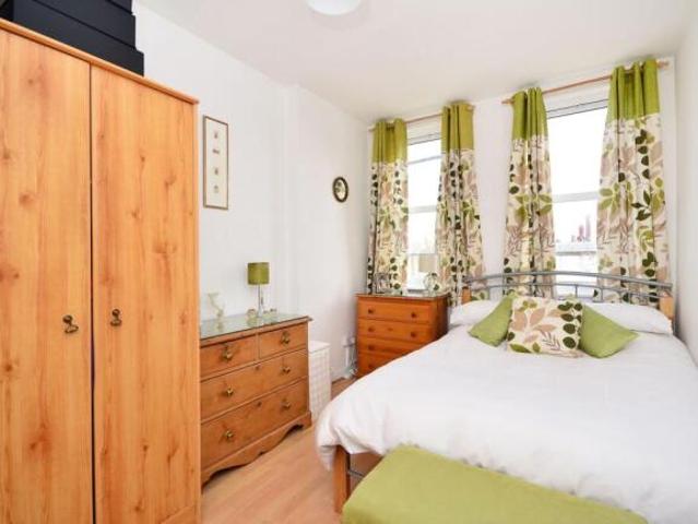 2 bedroom flat for rent in Ockendon Road, Islington, London, N1