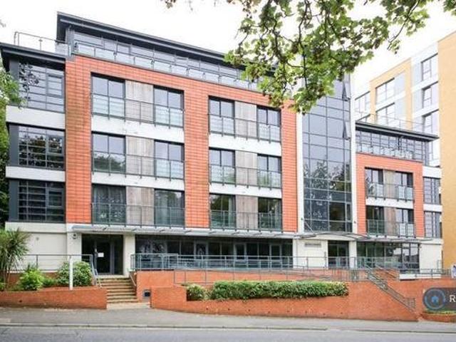 2 bedroom flat for rent in Oak House Sevenoaks TN13