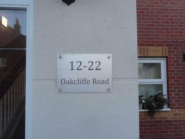 2 bedroom flat for rent in Oakcliffe Road Manchester M23