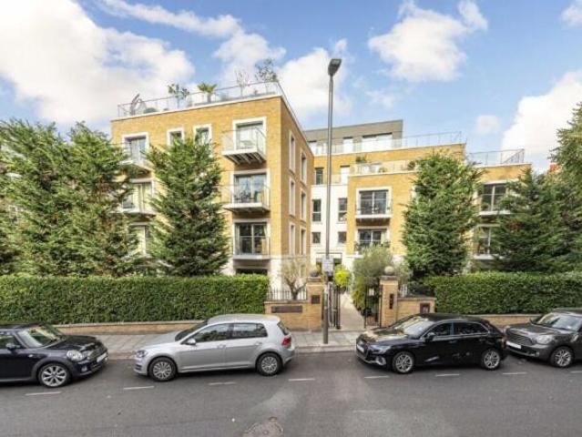 2 bedroom flat for rent in Oakhill Road, Putney, SW15