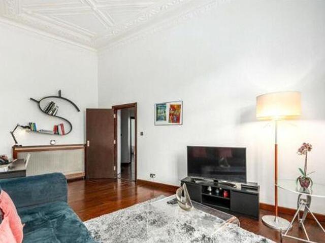 2 Bedroom Flat For Rent In Old Brompton Road