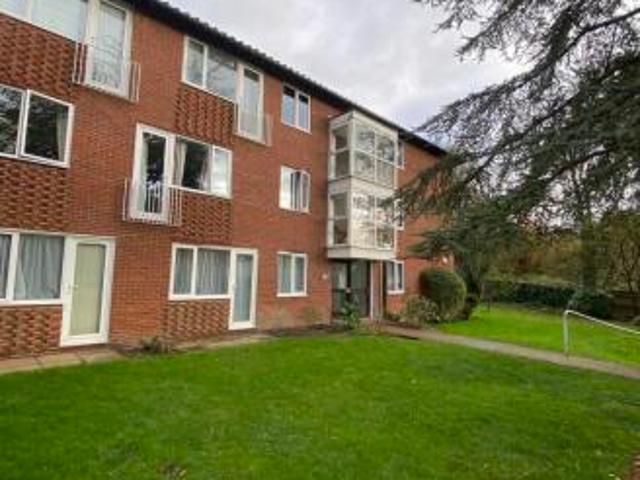 2 bedroom flat for rent in Old London Road, Brighton, BN1