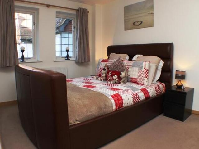 2 bedroom flat for rent in Old Mile House Court, St Albans, AL1