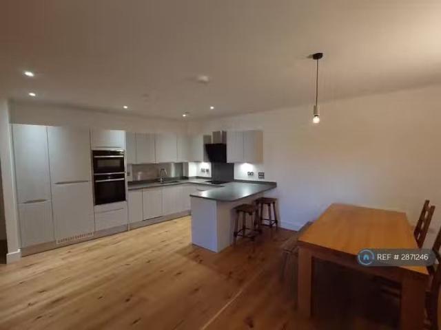 2 bedroom flat for rent in Old Shoe Factory, Bristol, BS2