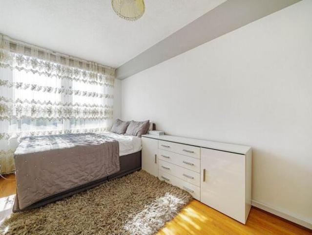 2 bedroom flat for rent in Old Street, London, EC1V